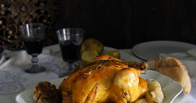 POLLO ASADO EN OLLA DE BARRO - Cogollos de Agua