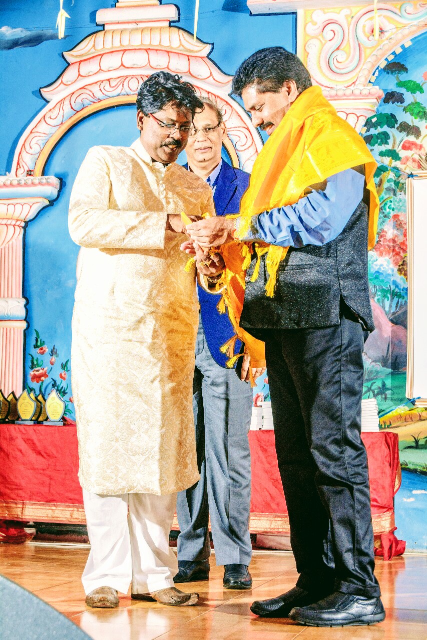 THIRUKKURAL ENGLISH COUPLET: Kural Venba versus English Couplet Yields ...