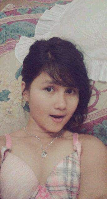 ABG Kimcil Imut Bugil Belajar Selfie « Kumpulan Foto Bugil Terbaru Dan Terlengkap