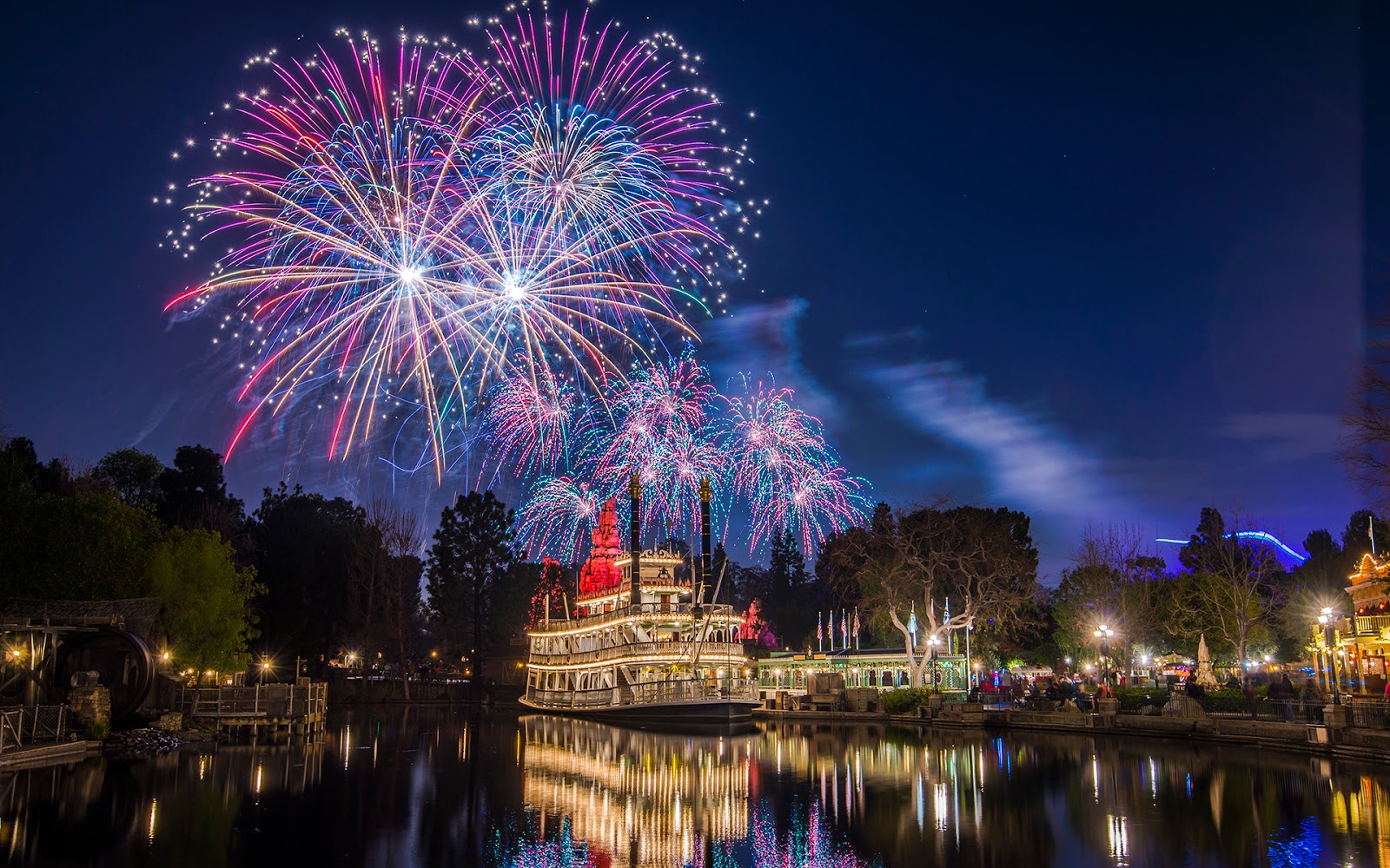 Fireworks Over the River II