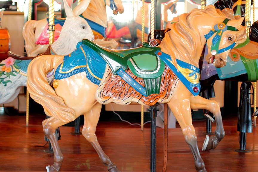 Mademoiselle Mermaid: Things I Love : Hand Carved Carousels