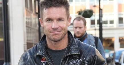 kenneth in the (212): The Man Who Fell to Earth