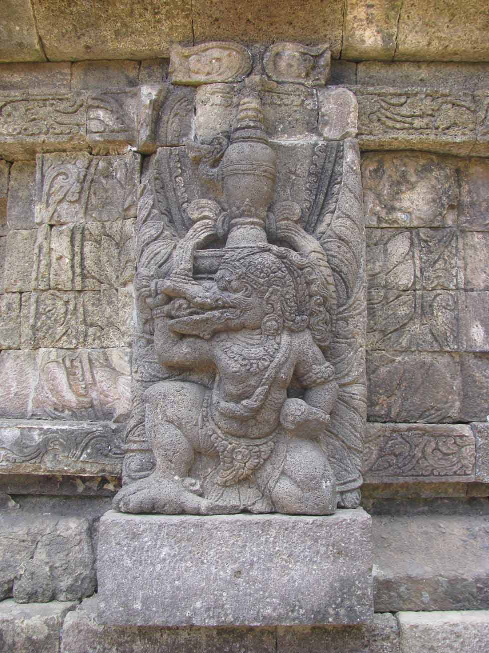 Wisata Tumpang: Candi Kidal