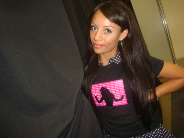 ZONA DE FAMOSOS: FABY EN FEST 15