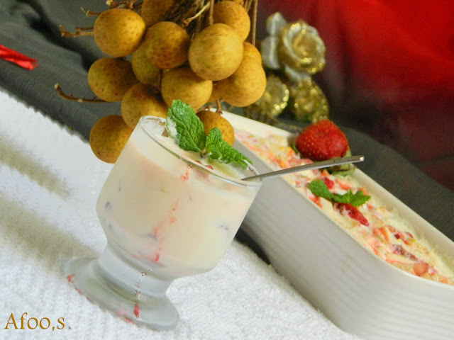 Kattoor Kafe: Dancing Fruits Pudding