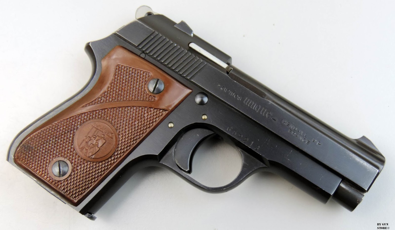 Armi usate web portal: Pistola Unique model “L” cal. 7,65 mm.