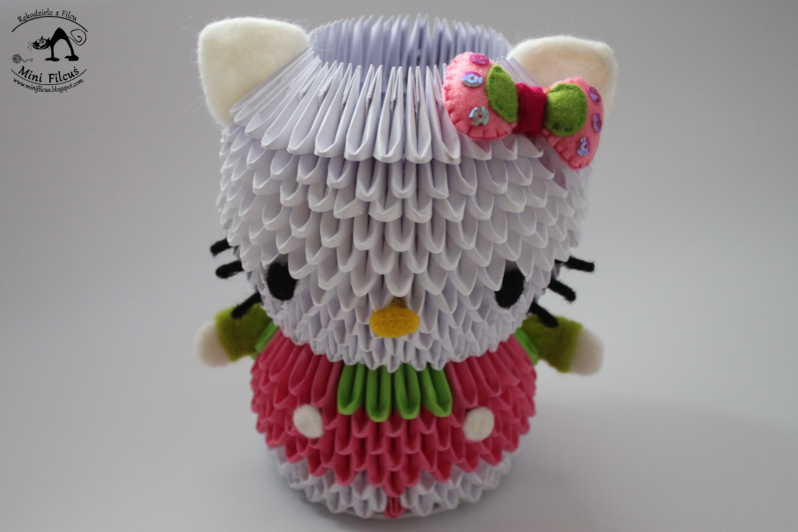 Mini Filcuś: " KROK PO KROKU" - DIY: Hello Kitty Origami 3D