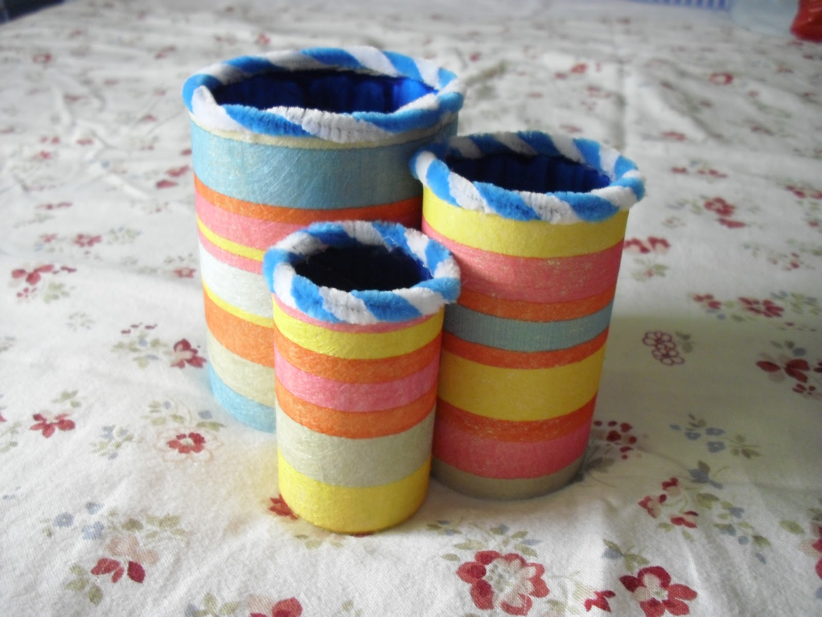 El mundo de Eva: PORTALAPICES RECICLADO