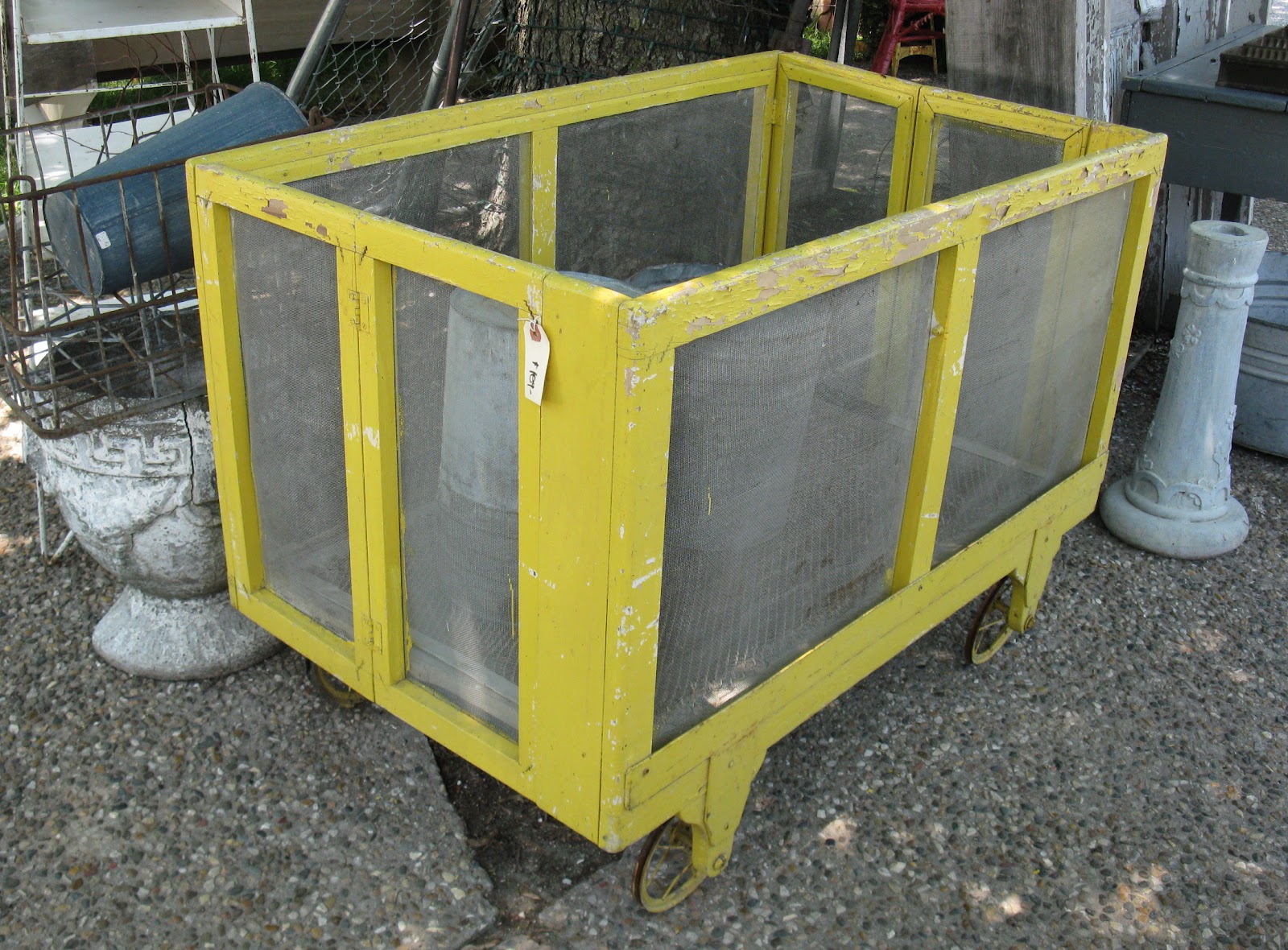 sisters garden: Tuesday Treasures