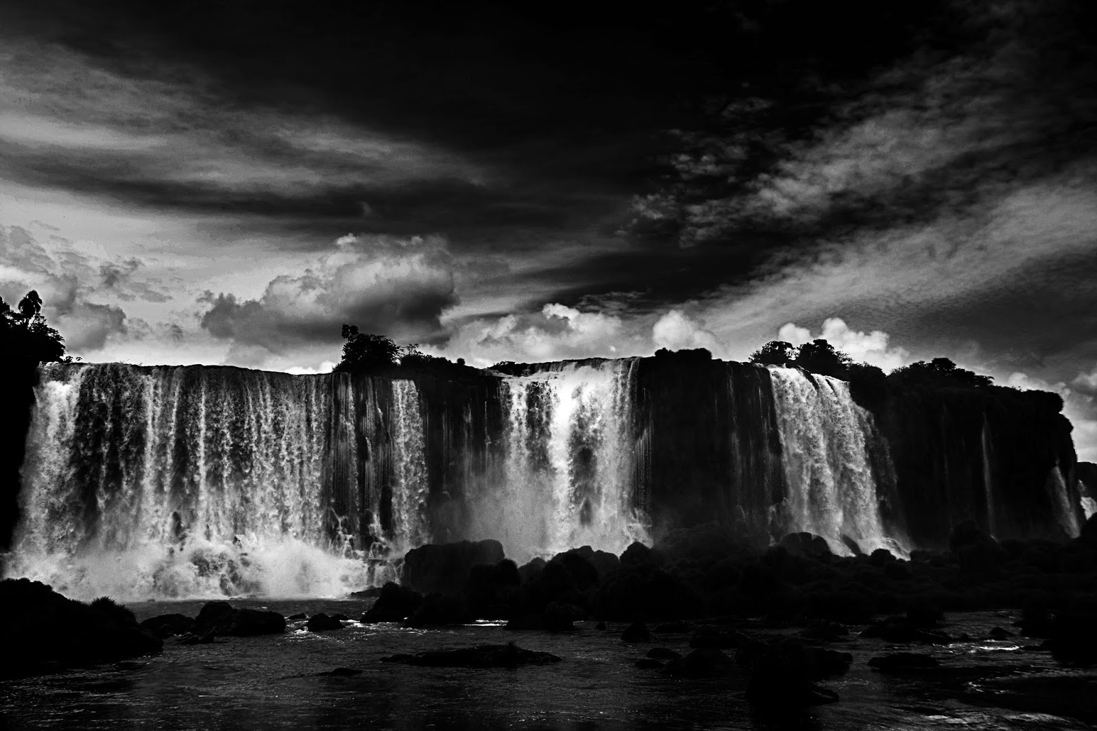 Faça fotos em preto e branco direto da câmera com maior qualidade!