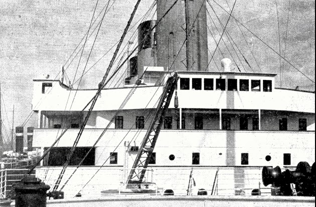 TITANIC: History's Most Famous Ship: Titanic Photos