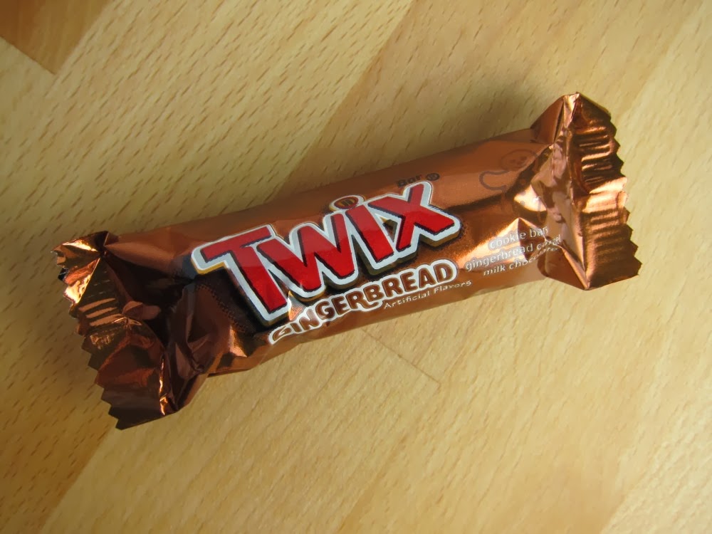 Review: Gingerbread Twix | Brand Eating