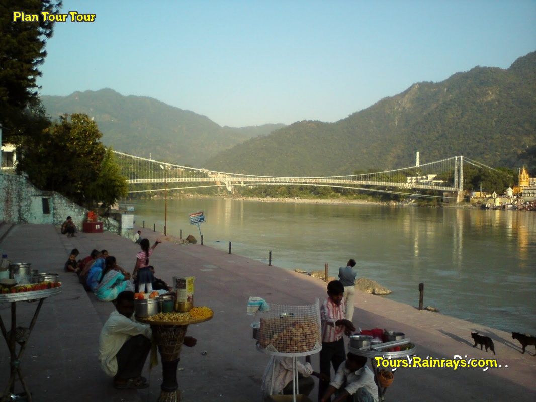 Tourist Attraction India: Triveni Ghat Rishikesh