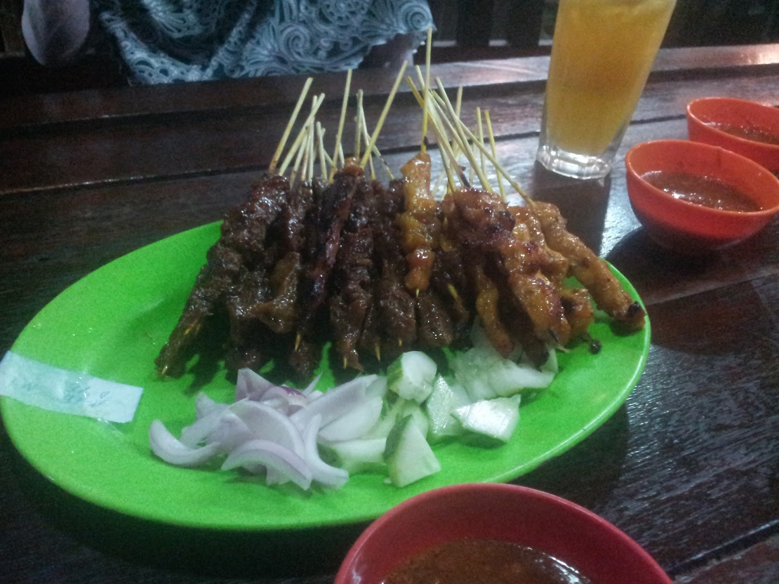 My life journey : Makan Sate di Satay R.K Seremban