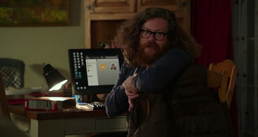 Reseña : "Tenía que ser él".-Crónicas de un búho