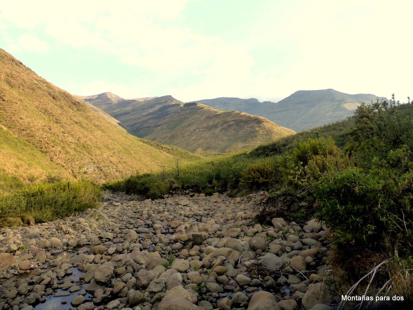Montañas para dos: TSEHLANYANE NATIONAL PARK - LESOTHO