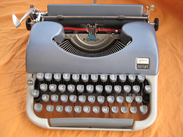 Retro Tech Geneva: Visual Typewriter Index
