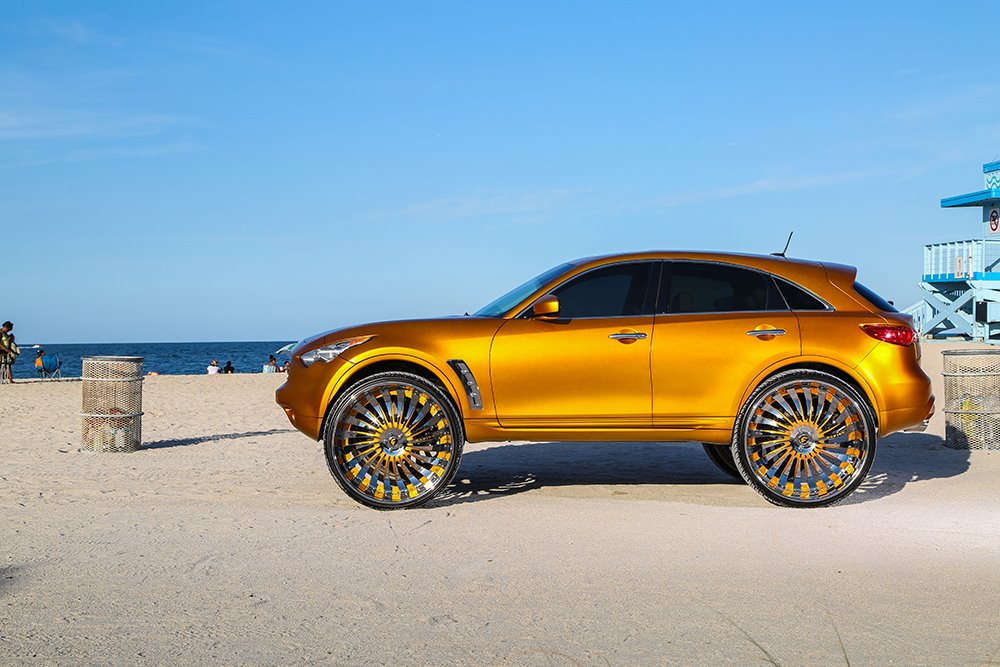 SouLSteer.com: Ghetto style: Gold Infiniti FX crossover SUV gets huge ...
