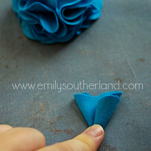 Emily's Little World: How To Make A T-Shirt Fabric Flower: Tutorial Time!