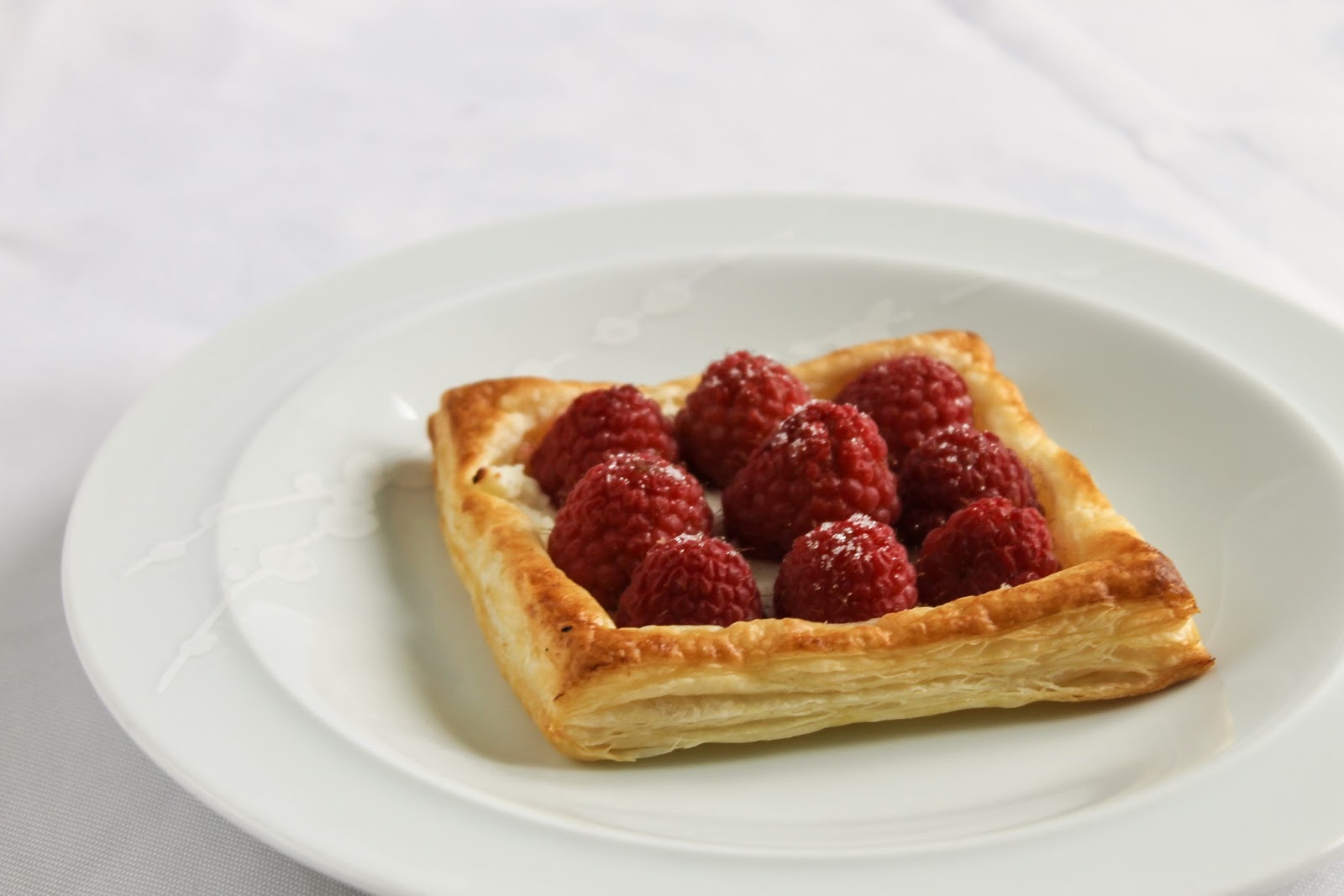 eat like you love yourself: Raspberry Tarts