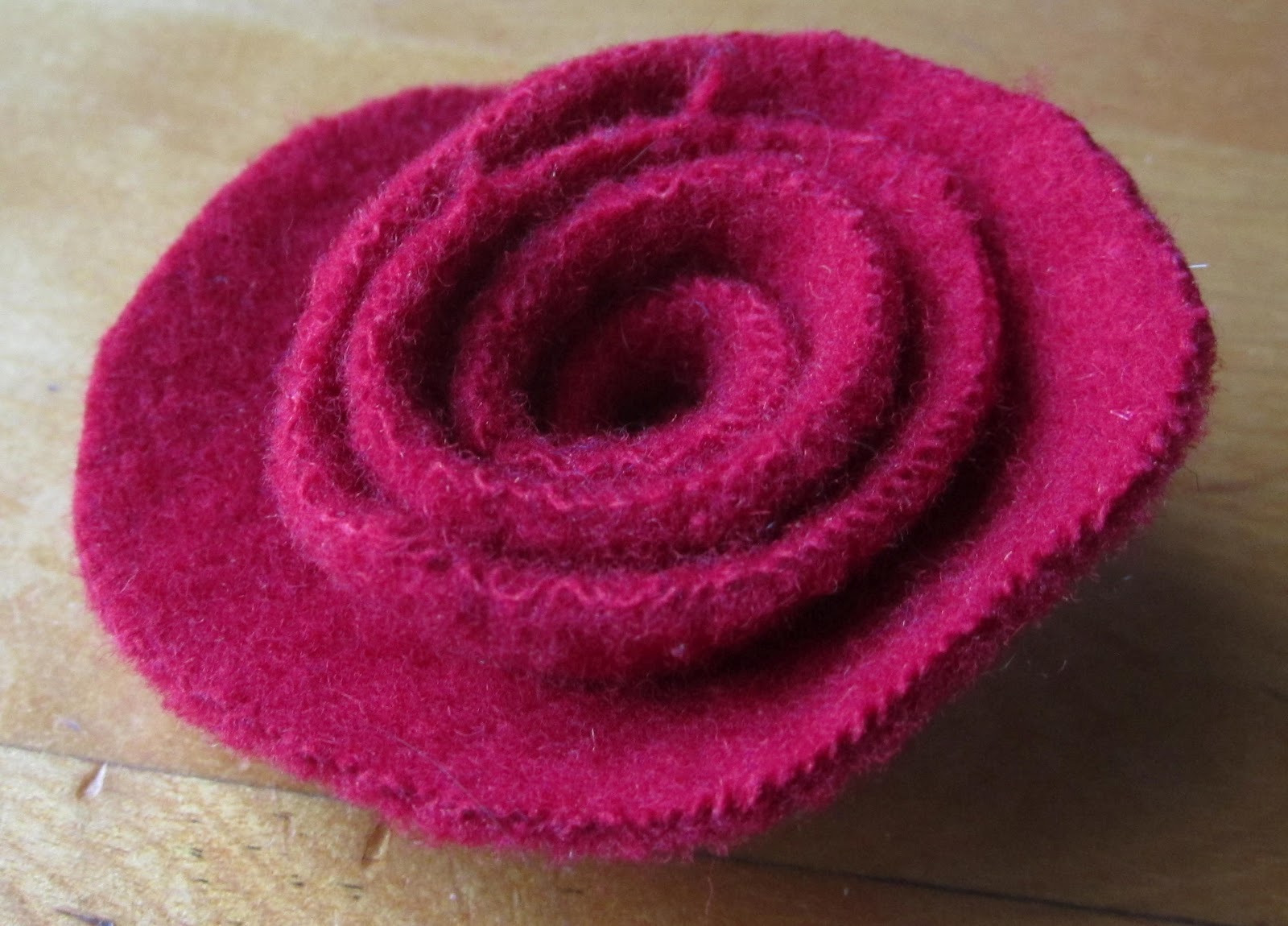 Making Wool Roses...