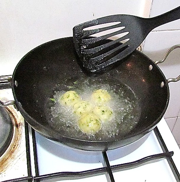 With Love from Mom's Kitchen: Cottage cheese kofta /पनीर के कोफ्ते की ...