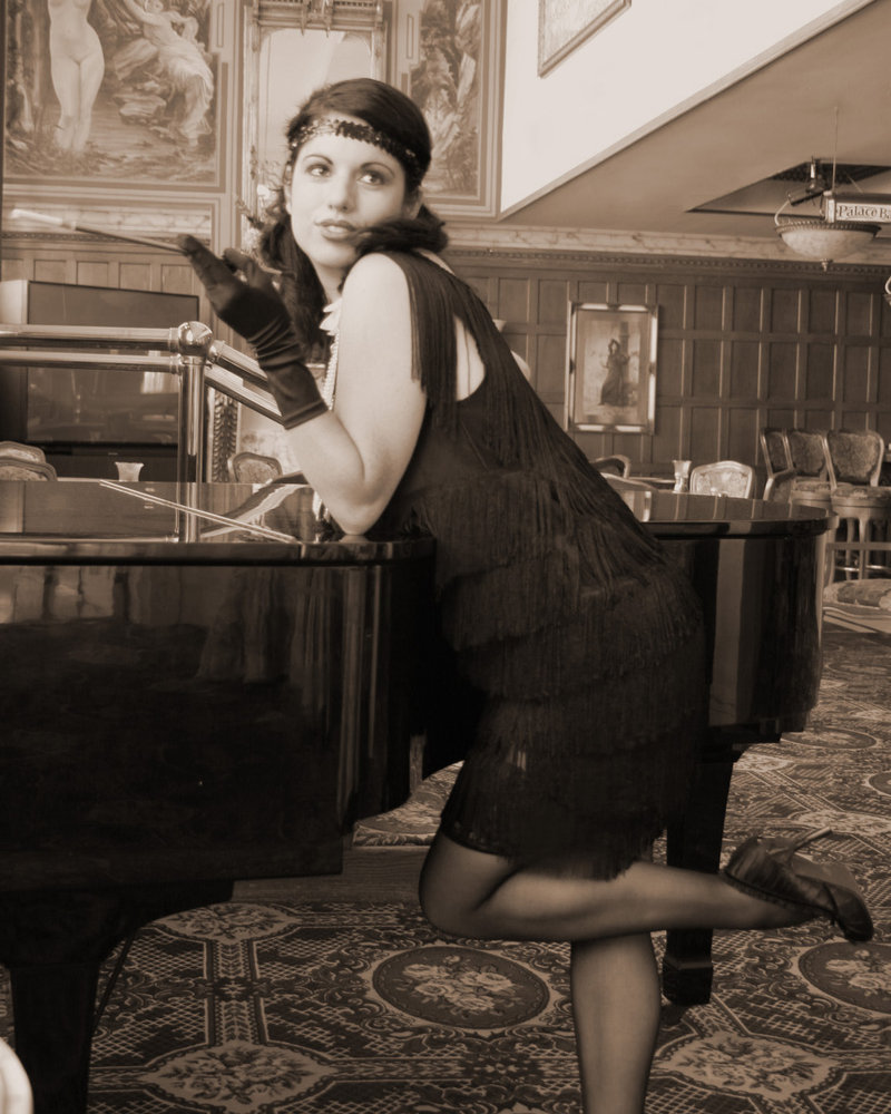 100 Clasicos YouTube: Que es una flapper ¿Como eran aquellas mujeres?