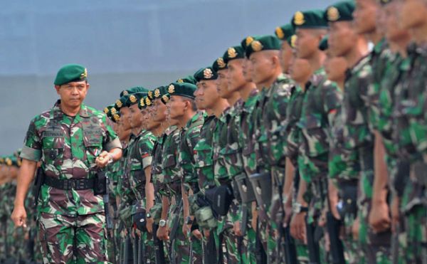 TNI Diterjunkan Ratusan Prajurit di Perbatasan Malaysia | Strategi ...