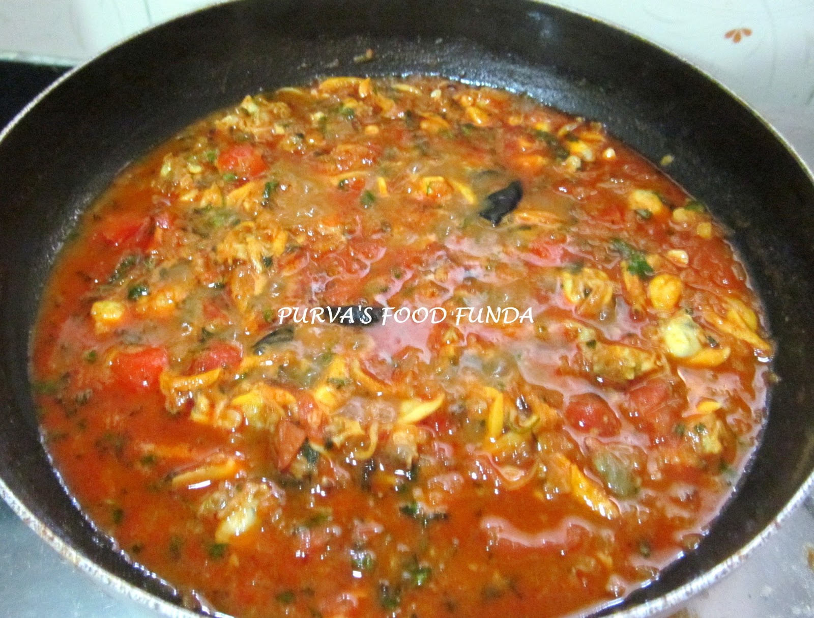 Food Funda: Shivalya/ Tisarya Lipati (Clams Curry)