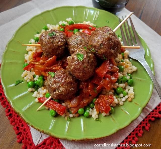 Castellon's Kitchen: Hungarian Meatball Kabobs