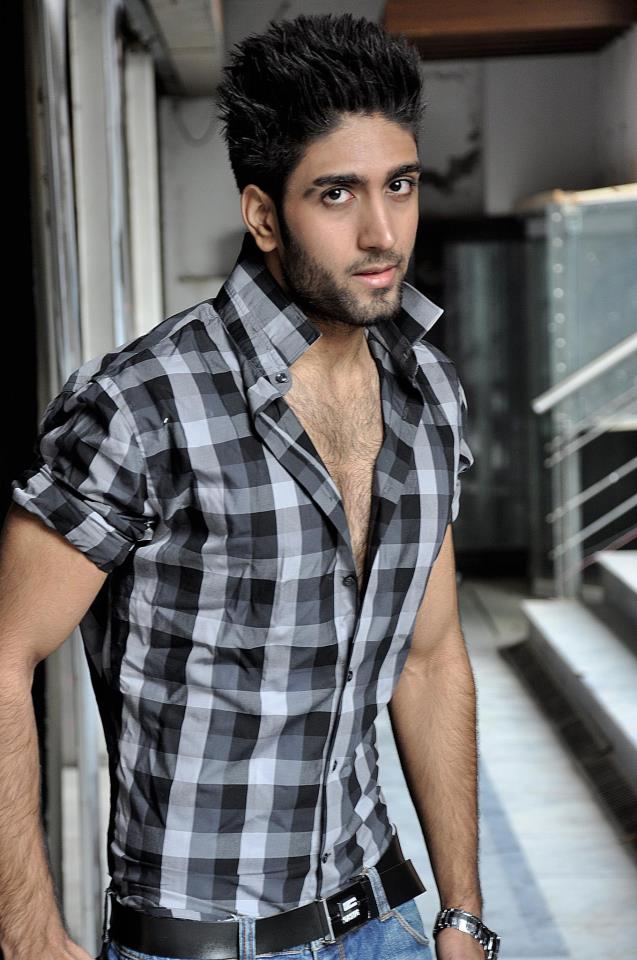 huntceleblog: Ammad Mughal