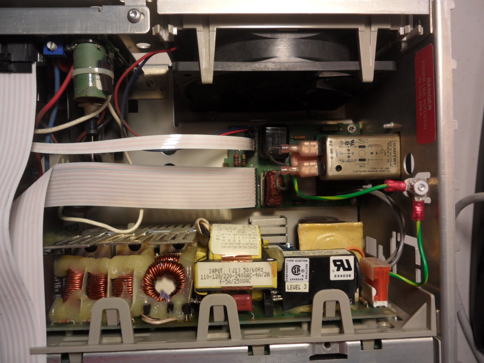 Oscilloscope: The inside of a Tektronix TDS 420 150 MHz oscilloscope