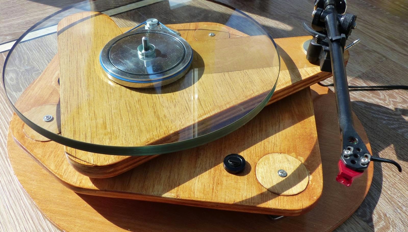 Enjoy life with LP's and Turntables: Jeff's balsa and ply plinth - dual ...