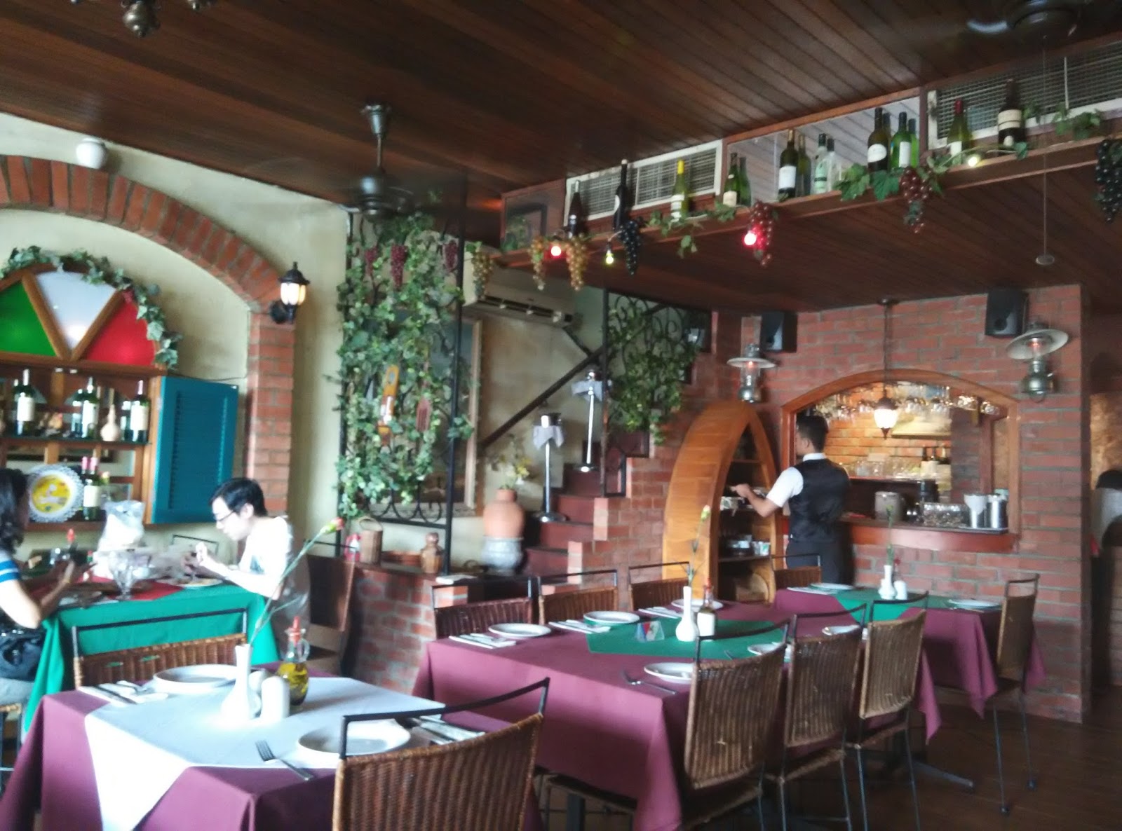 It's About Food!!: Bella Italia Pizza Restorante @ Bellisa Row