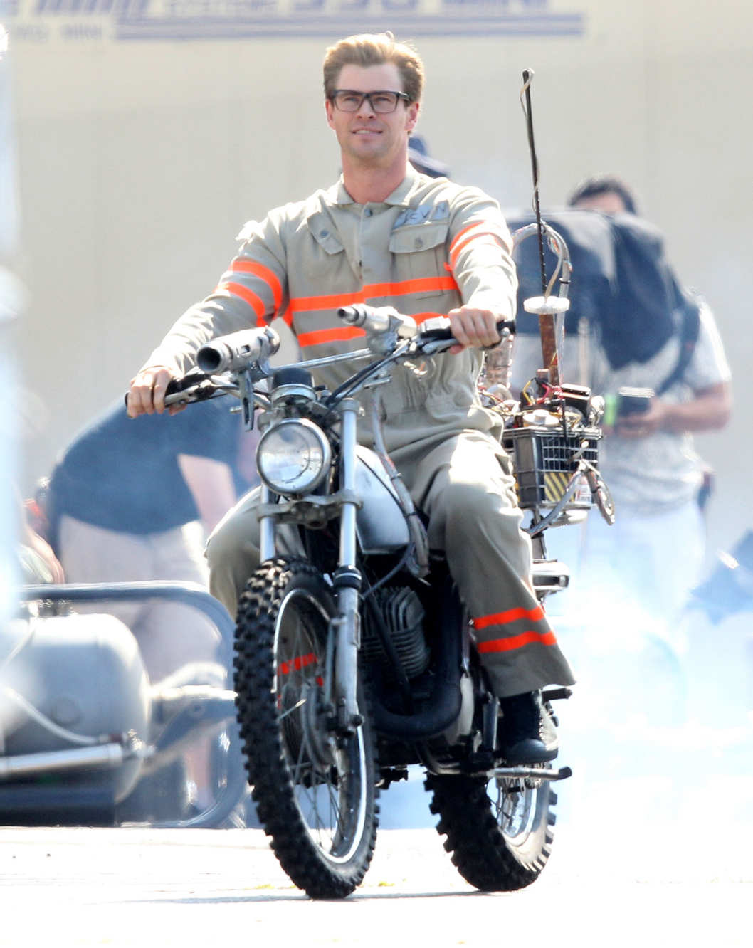 MY MOVIES & SERIES: Chris Hemsworth’s in ‘Ghostbusters’ Reboot 2016