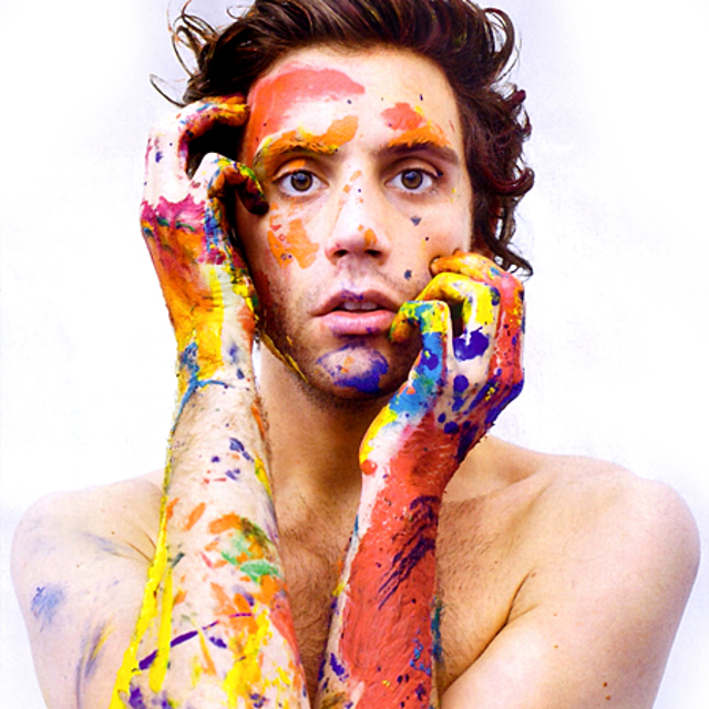 Stare sul pezzo!: MIKA SI RACCONTA - BIOGRAFIA DI UNA STAR