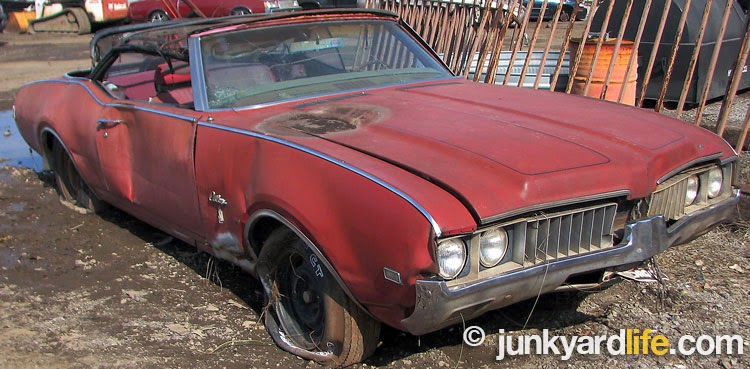 Junkyard Life: Classic Cars, Muscle Cars, Barn finds, Hot rods and part ...