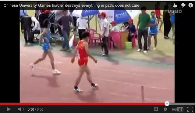 Larian 110M Lari Berpagar Sukan Universiti China Yang Lawak [ Video ...