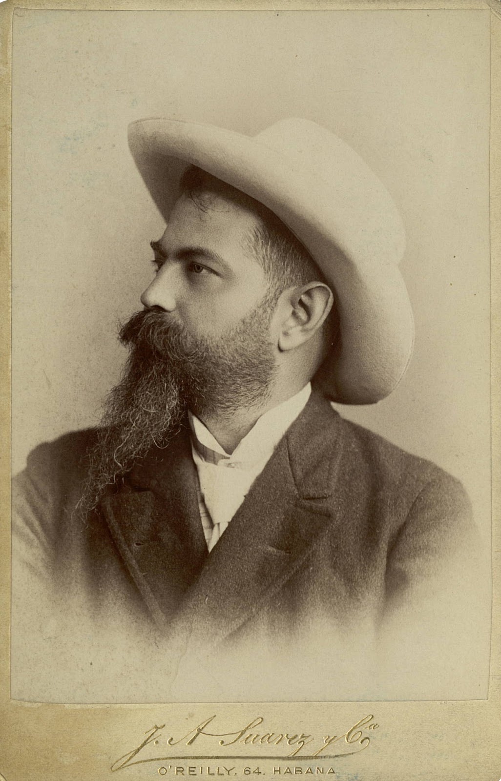 Hojas de prensa para la historia de Cuba.: 165 aniversario del ...