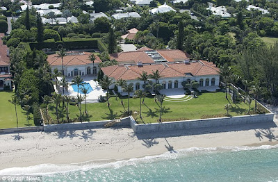 PICTURE BUGS: Howard Stern mansion: Shock jock Howard Stern 'buys ...