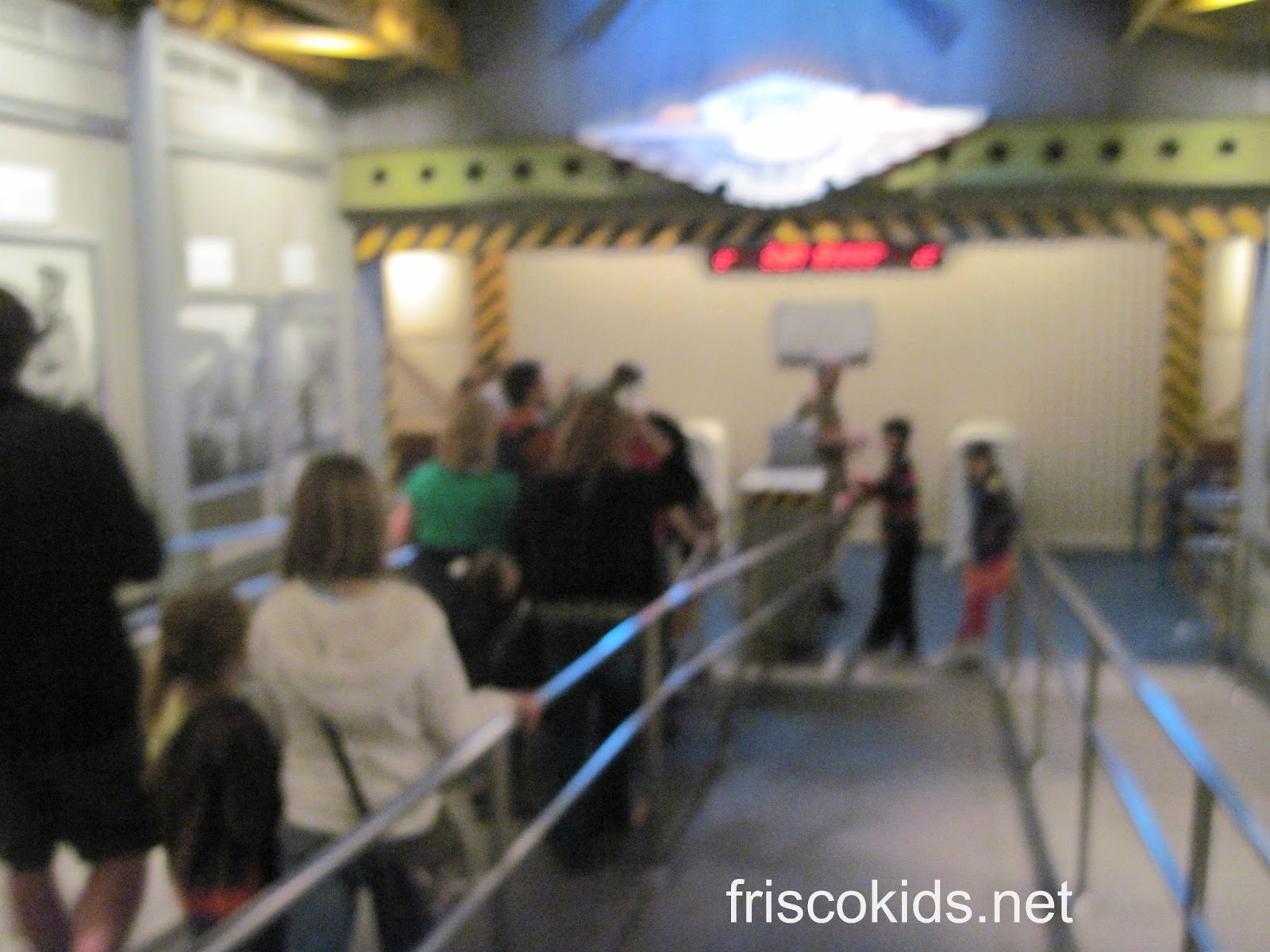 Frisco Kids: How to use a FastPass at Disney Parks