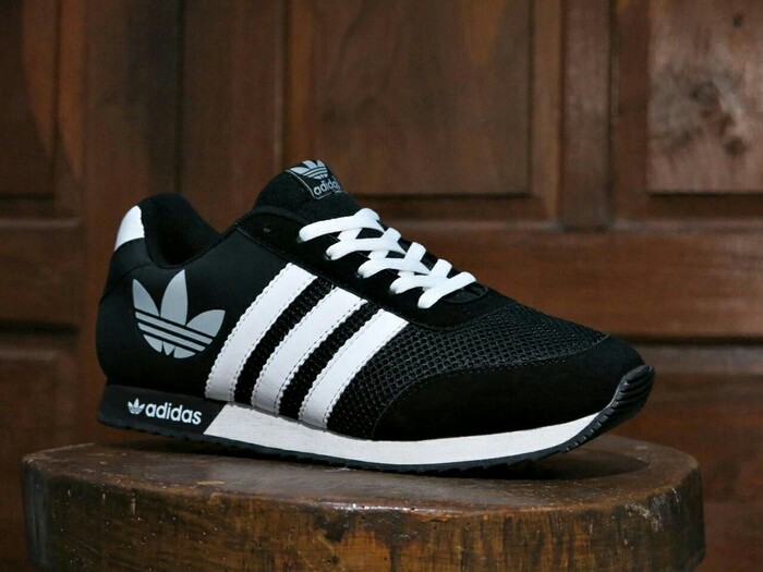jual sepatu adidas casual original terbaru online untuk pria dan wanita