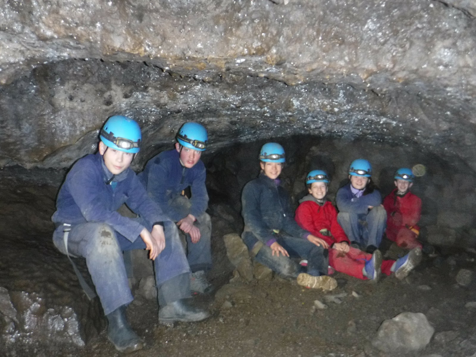 ITTH - Introduction to the Hills for Herts Guides & Scouts: Group 3 caving