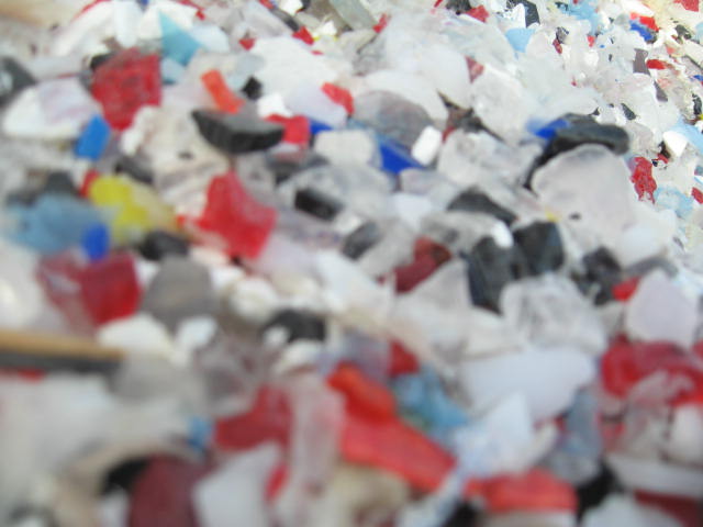 Recycling Plastics: PMMA Regrind (Acrylic Regrind)