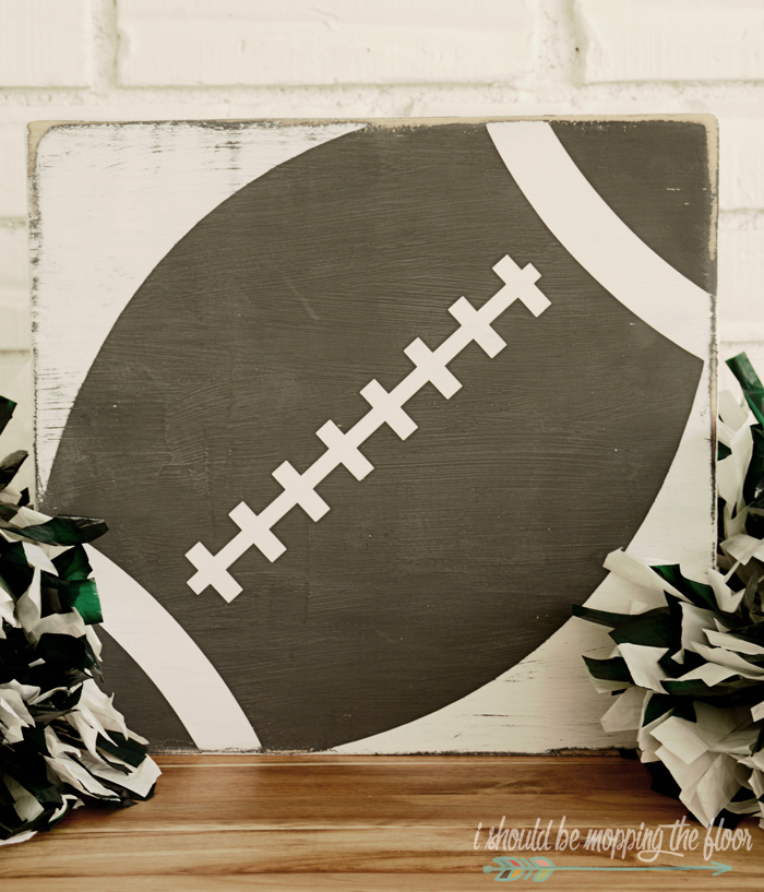 DIY Vintage Football Sign | i should be mopping the floor