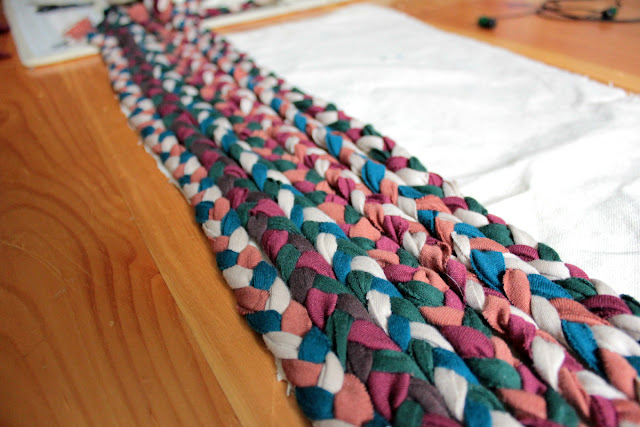 My First Braided Rug | Melmaria Designs: My First Braided Rug