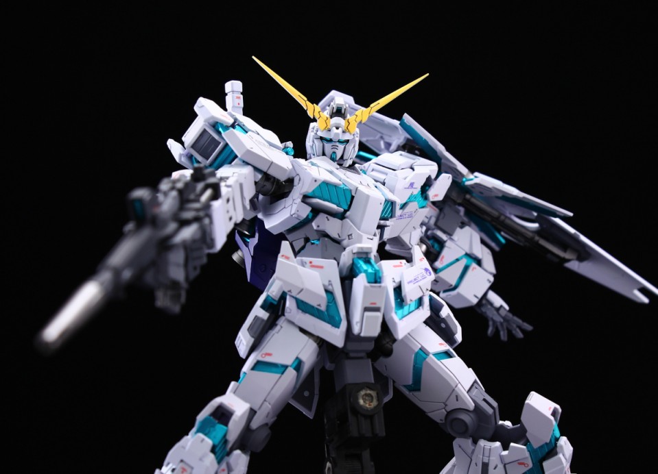 Painted Build: RG 1/144 RX-0 Unicorn Gundam [Awakening Ver.]