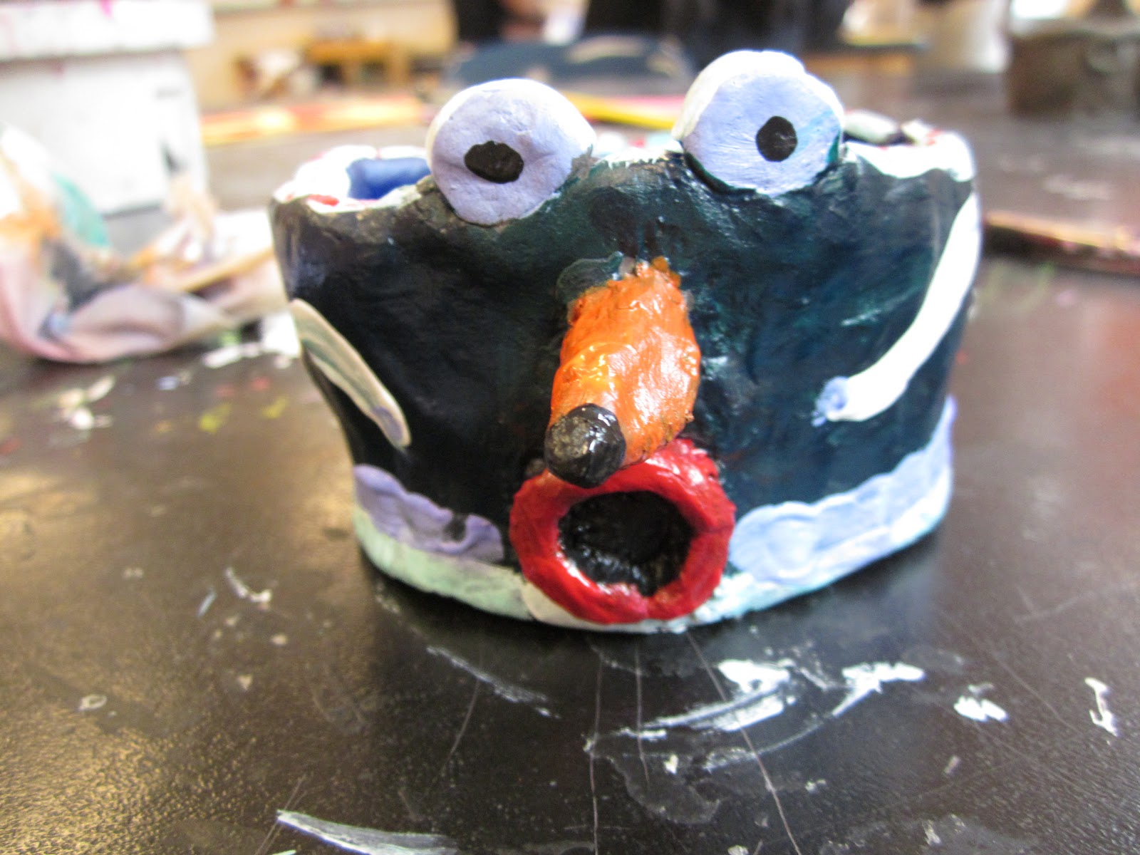 Learn to see art: Pinch Pot Faces