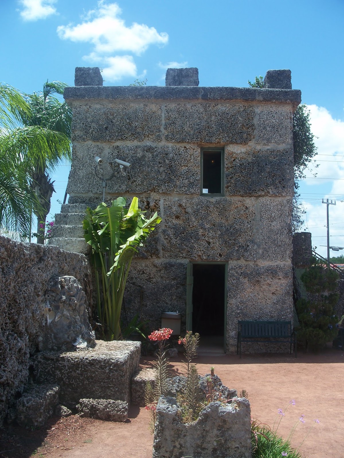 The mysterious coral castle