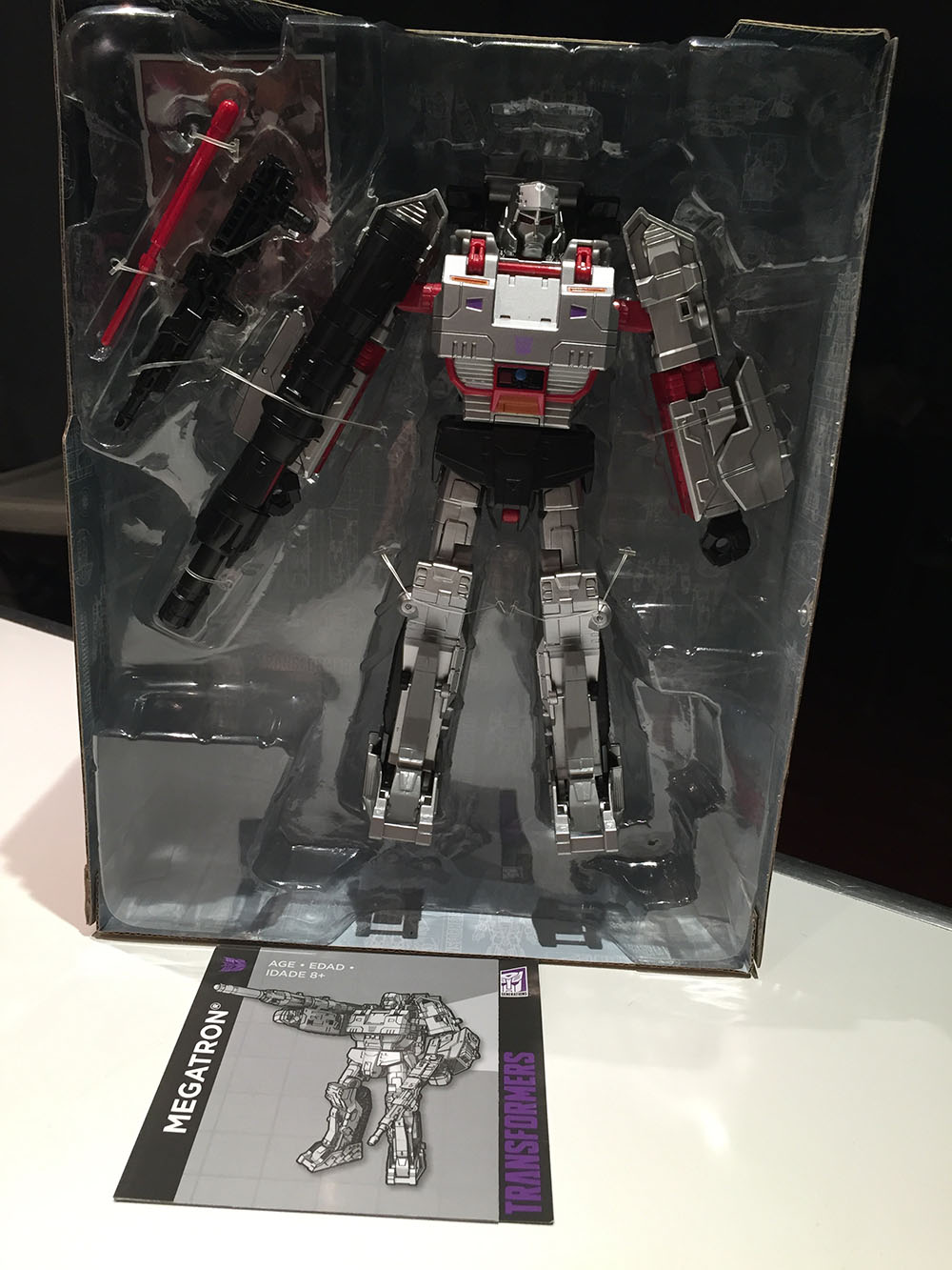 Transformers: Megatron Combiner Wars, Galvatron Titans Return e... un ...